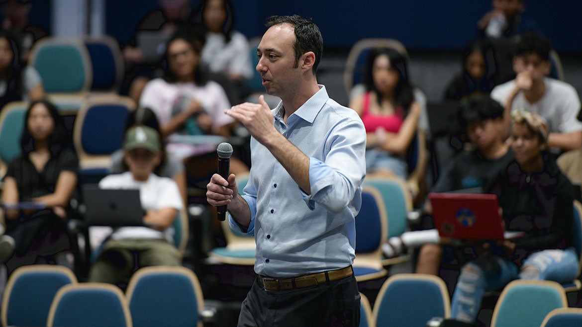 First-generation Student to Corporate Executive | School of Business